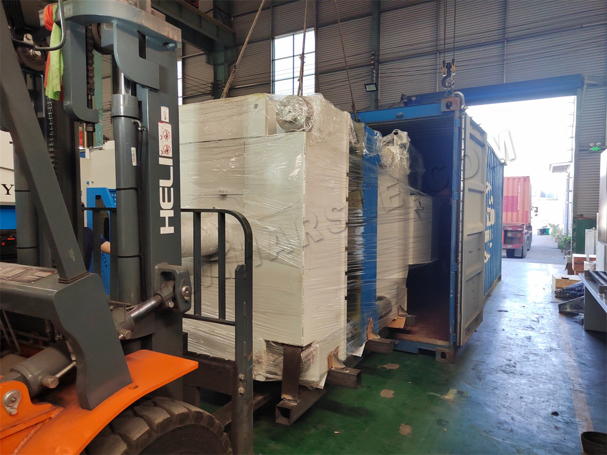 Poland-Y32-315T Hydraulic Press - HARSLE