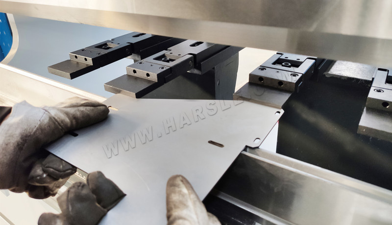 How to Adjust The Press Brake Backgauge - HARSLE